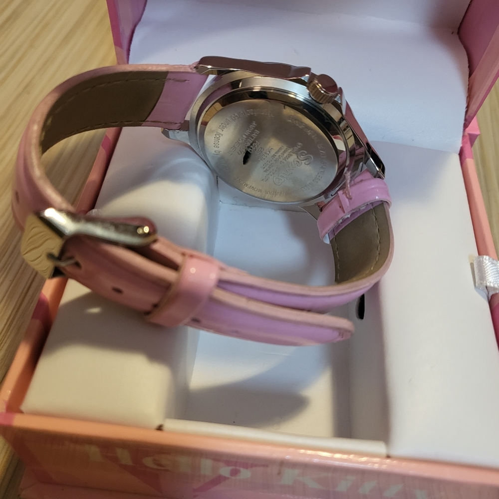 Hello Kitty Vintage Watch - Gem